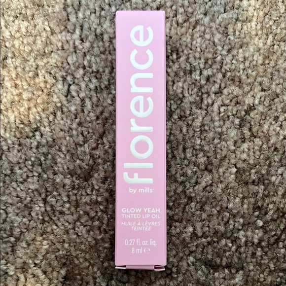 Florence | Makeup | Nwt Florence By Mills Glow Yeah Tinted Lip Oil ...